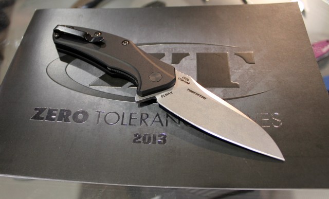 Zero Tolerance 0770 Review | BladeBarrelBezel.com