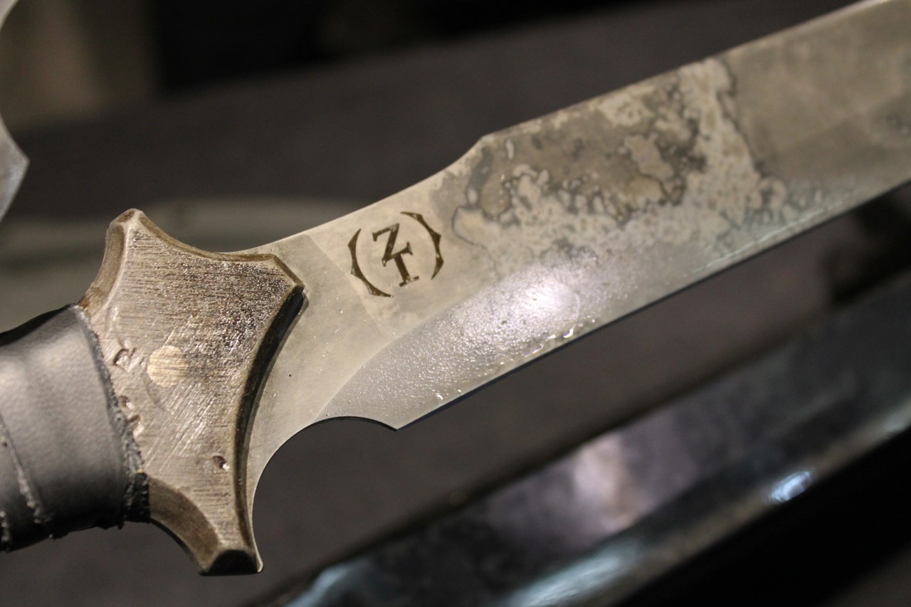 BLADE Show Patrons Scared by Zombie Tools | BladeBarrelBezel.com